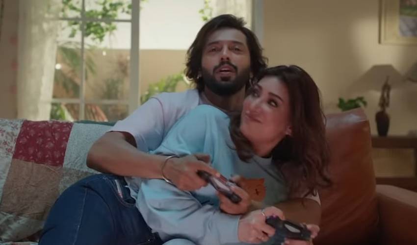 Fahad, Mehwish Hayat face criticism over romantic scenes | SAMAA TV