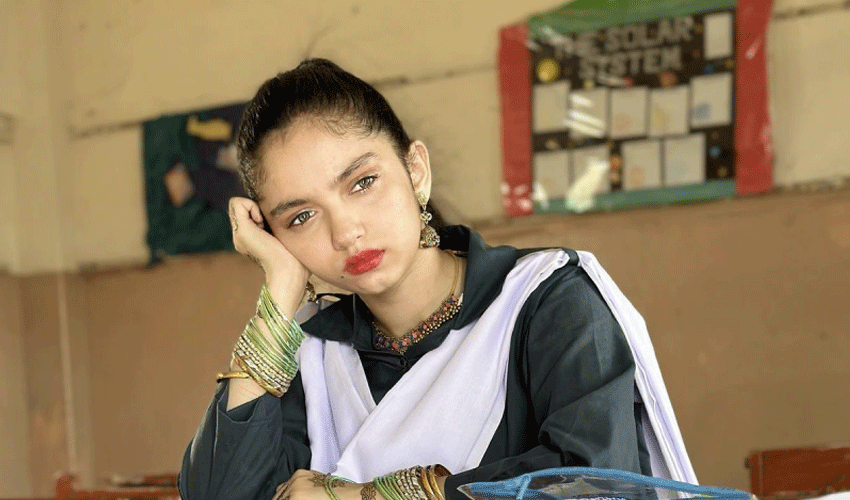Actress Aina Asif opens up about emotional toll of online criticism ...