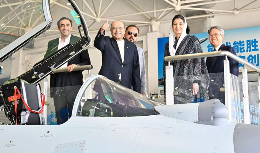 President Zardari visits AVIC, lauds J-10C’s battle performance | SAMAA TV